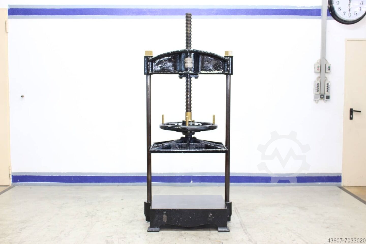 Krause SP - Used Spindle Press listed on Used-Machines.com ⚙️