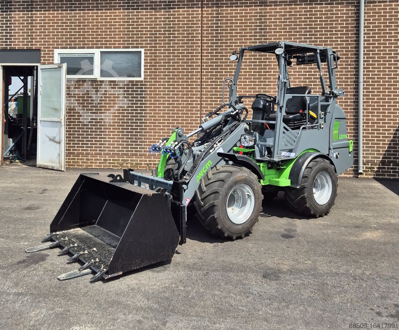 WCM L2.3 - Used Wheel loader listed on Used-Machines.com ⚙️